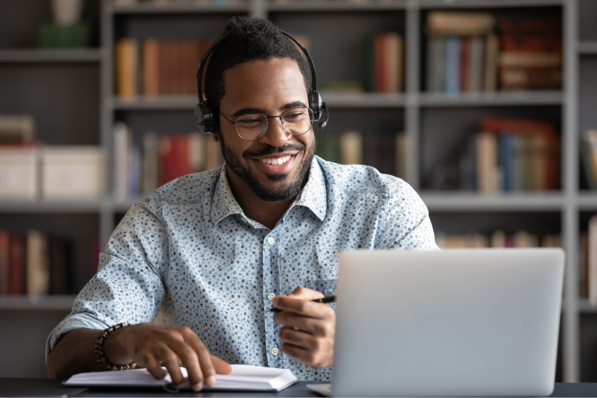 On-Premise vs. Cloud Contact Center: How to Choose the Right Phone ... On-Premise vs. Cloud Contact Center: How to Choose the Right Phone ...